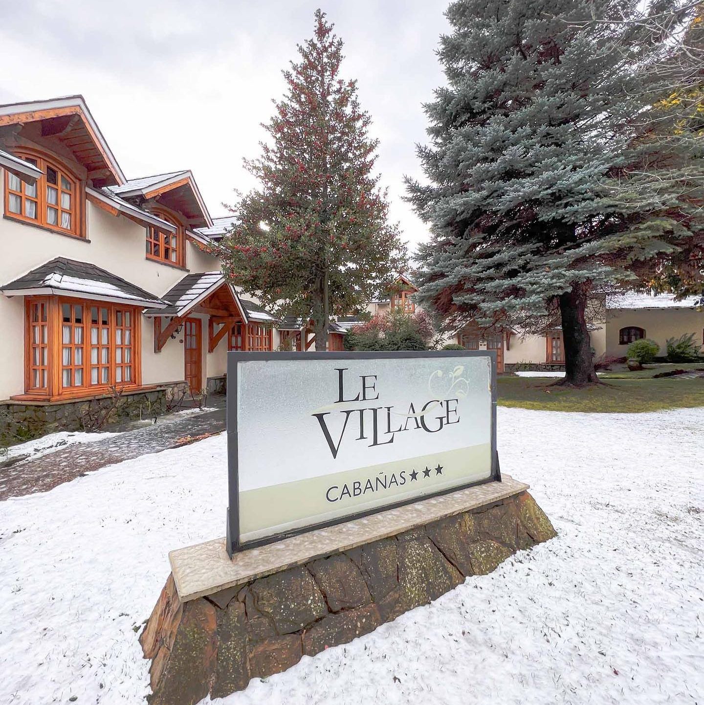 LE VILLAGE - Turismo Neuquen